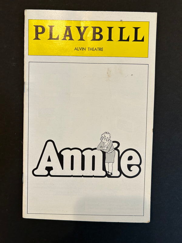 "Annie" Original Broadway Production Playbill (1977) featuring Andrea ...